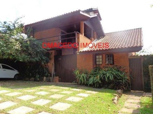 Casa para venda em Praia Da Lagoinha de 315.00m² com 3 Quartos, 1 Suite e 3 Garagens