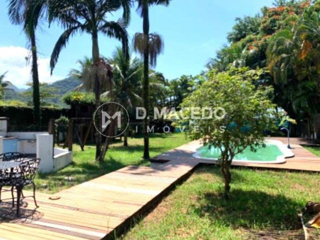 Casa para venda em Praia Dura de 435.60m² com 7 Quartos, 1 Suite e 4 Garagens