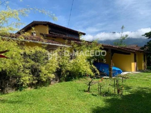 Casa para venda em Praia Dura de 450.00m² com 4 Quartos, 4 Suites e 4 Garagens