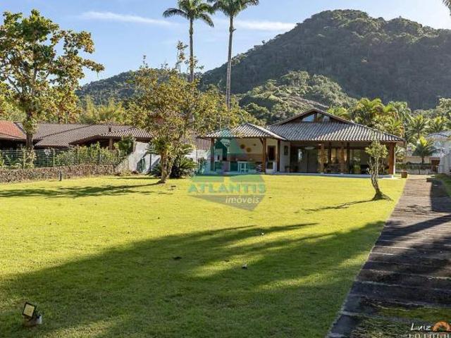 Casa para venda em Praia Dura de 212.00m² com 4 Quartos, 4 Suites e 4 Garagens