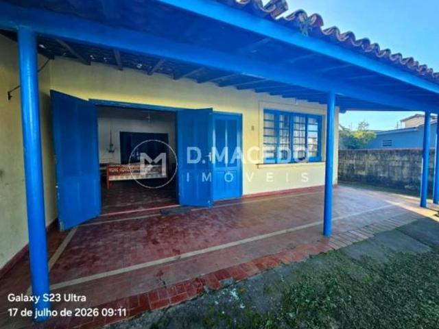 Casa para venda em Praia Maranduba de 180.00m² com 4 Quartos