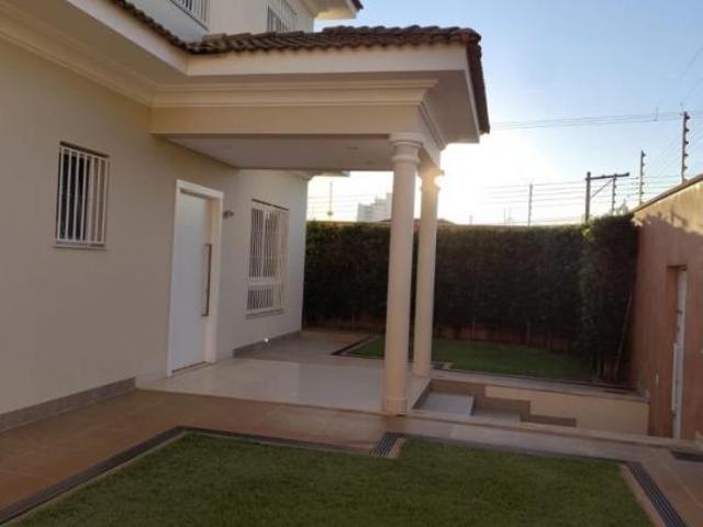 Casa para Venda em Presidente Prudente, Jardim Aviação, 3 dormitórios, 3 suítes, 4 banheiros