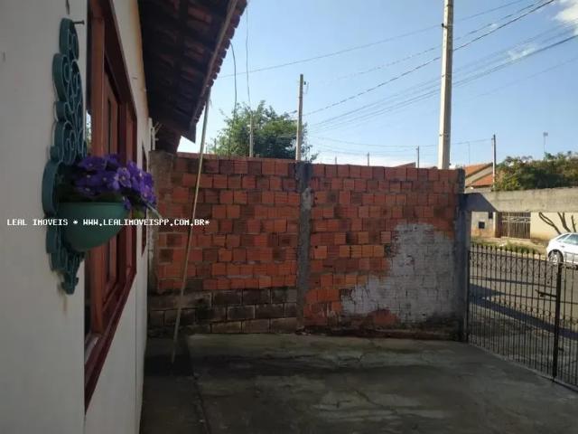 Casa para Venda em Presidente Prudente, PANORÂMICO, 2 dormitórios, 1 banheiro, 1 vaga