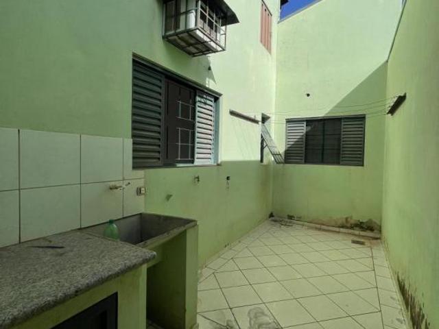 Casa para Venda em Presidente Prudente, Residencial Universitário, 2 dormitórios, 1 banheiro, 2 vaga