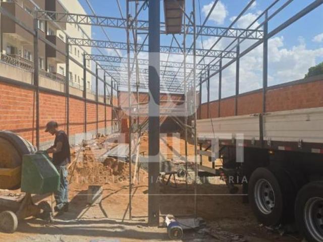 Casa para venda em Presidente Roosevelt, Uberlândia