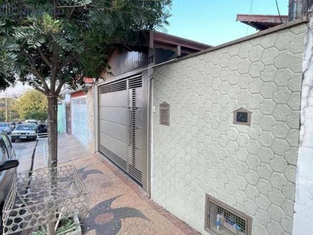 Casa para venda em Prezotto de 180.00m² com 3 Quartos, 1 Suite e 2 Garagens