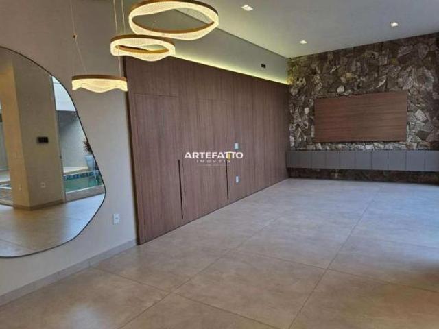 Casa para venda em Prolongamento Jardim Doutor Antônio Petráglia de 194.00m² com 3 Quartos, 3 Suites