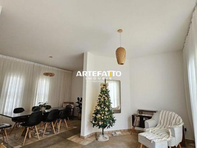 Casa para venda em Prolongamento Jardim Lima de 190.00m² com 3 Quartos, 1 Suite e 2 Garagens