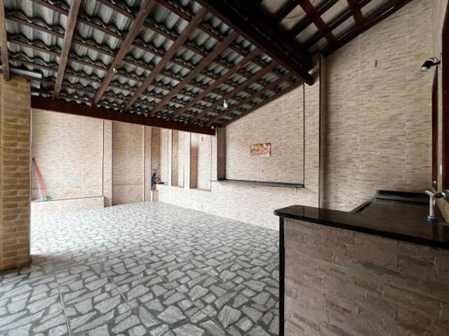 Casa para venda em Quarta Divisão com 3 quartos, sendo 1 suíte, 289m²