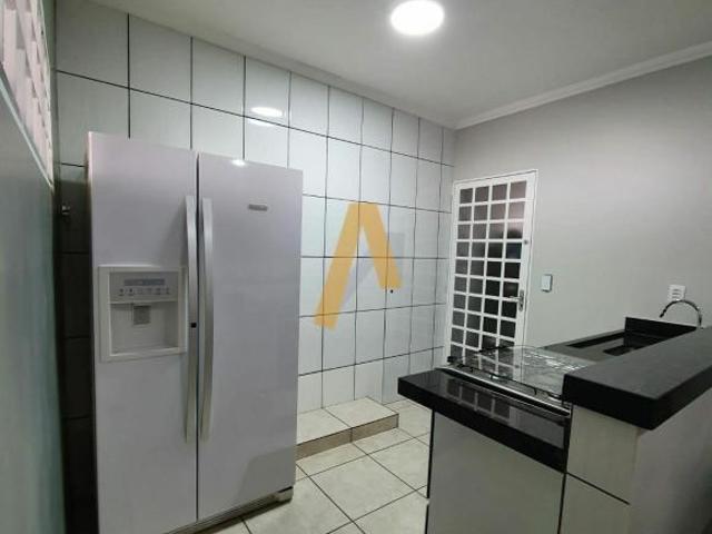 Casa para venda em Quintino Facci Ii de 143.00m² com 3 Quartos, 1 Suite e 3 Garagens