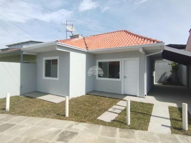 Casa para venda em Quississana de 51.00m² com 2 Quartos e 1 Garagem
