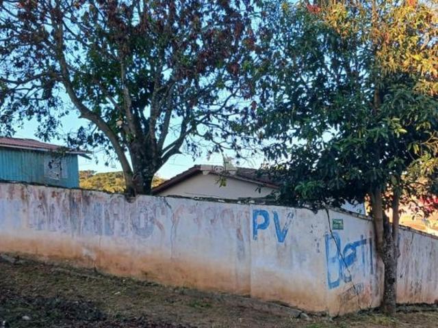 Casa para venda em Roça Grande de 160.00m² com 4 Quartos e 4 Garagens