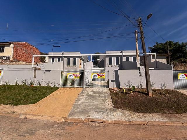 Casa para venda em Roça Grande em Colombo Paraná de 58.00m² com 3 Quartos, 1 Suíte e 2 Garagens