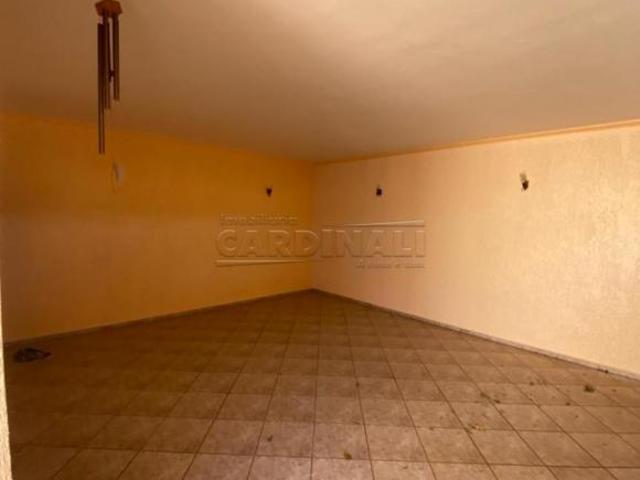 Casa para venda em Romeu Santini de 150.00m² com 3 Quartos, 1 Suite e 2 Garagens