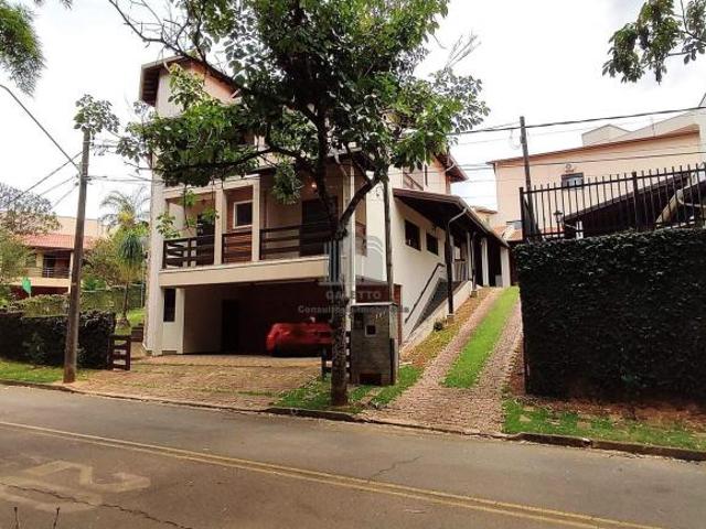 Casa para venda em Roncáglia de 512.00m² com 6 Quartos, 4 Suites e 7 Garagens