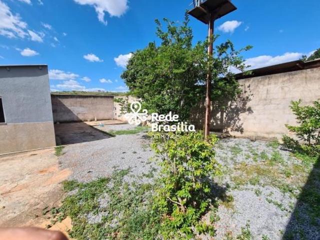 Casa para Venda em RA V Sobradinho / DF no bairro Sobradinho