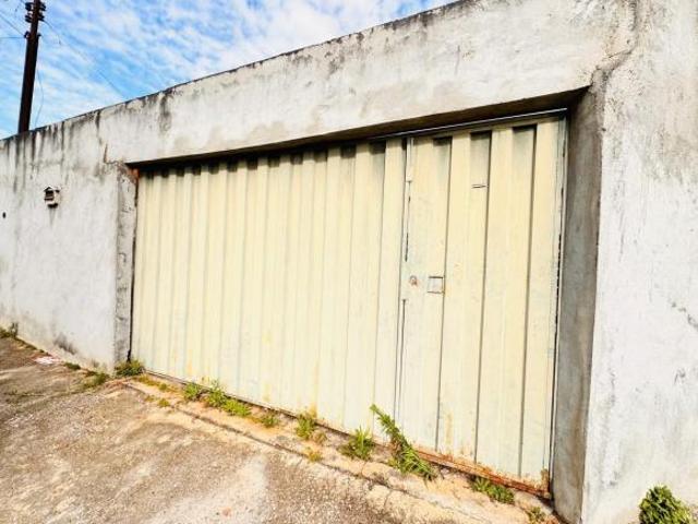 Casa para Venda em RA XIII Santa Maria, Santa Maria, 2 dormitórios, 1 banheiro, 5 vagas