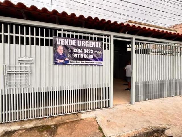 Casa para Venda em RA XXI Riacho Fundo II, Riacho Fundo II, 2 dormitórios, 1 suíte, 1 banheiro, 3 va