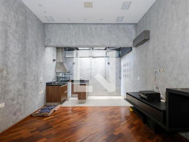 Casa para venda em Real Parque de 140.00m² com 2 Quartos, 2 Suites e 2 Garagens