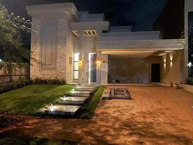 Casa para venda em Real Sul de 150.00m² com 3 Quartos, 3 Suites e 4 Garagens