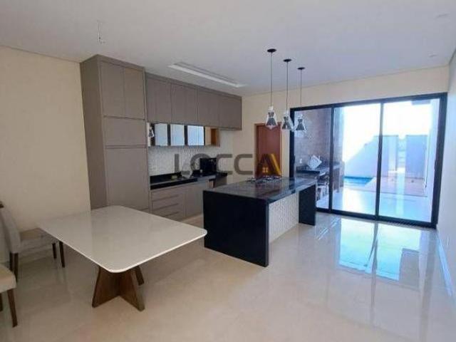 Casa para venda em Real Sul de 167.00m² com 3 Quartos, 1 Suite e 4 Garagens
