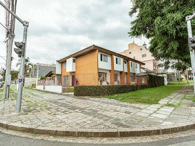 Casa para venda em Rebouças em Curitiba Paraná de 429.00m² com 5 Quartos, 3 Suítes e 5 Garagens