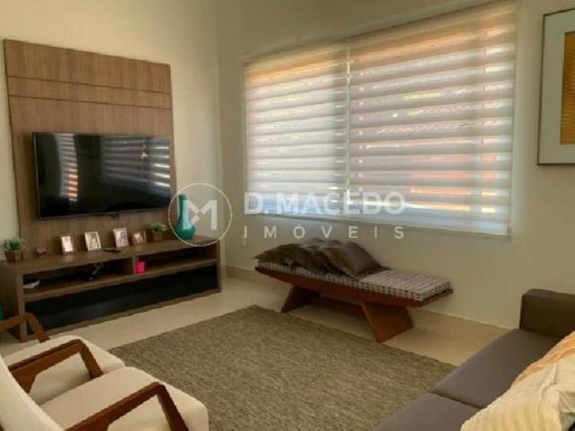 Casa para venda em Recanto Da Lagoinha de 416.00m² com 4 Quartos, 2 Suites e 6 Garagens