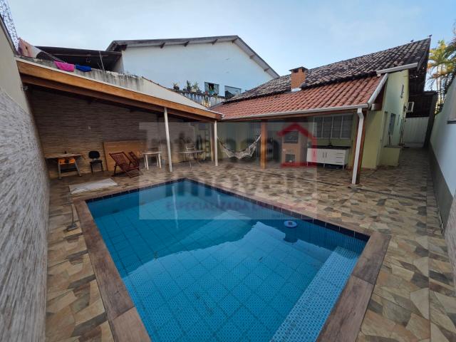 Casa para venda em Recanto Dos Coqueirais em Taubaté São Paulo de 158.00m² com 3 Quartos, 1 Suíte e 2 Garagens