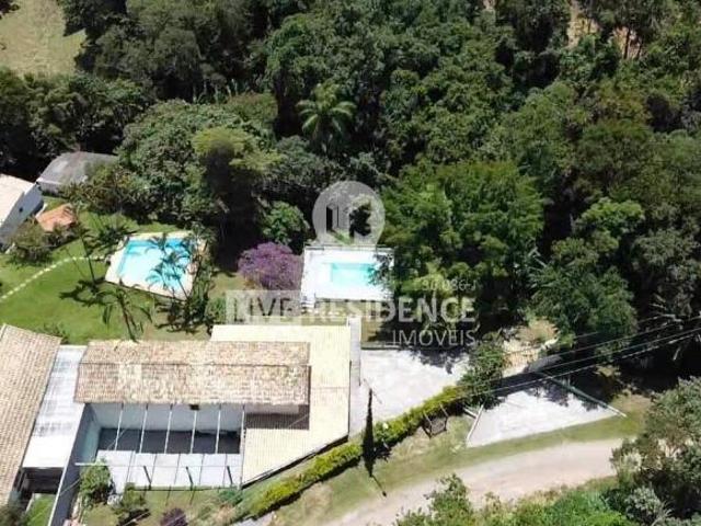 Casa para venda em Recanto Dos Palmares de 250.00m² com 3 Quartos, 3 Suites e 7 Garagens