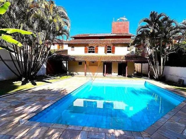 Casa para venda em Recanto Impla de 578.00m² com 4 Quartos, 4 Suites e 6 Garagens