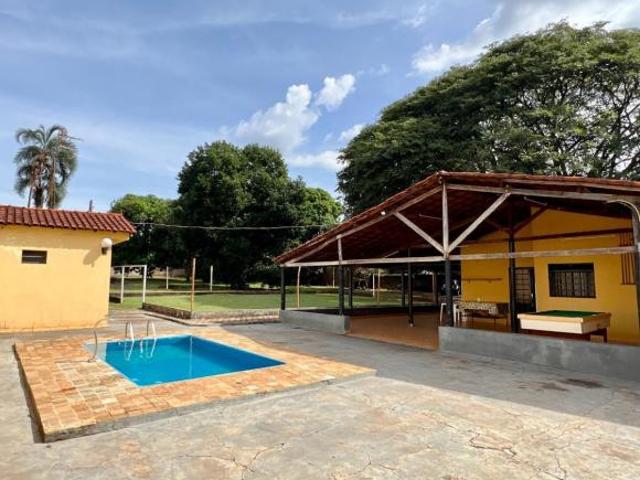 Casa para venda em Recreio das Acácias com 3 quartos, sendo 1 suíte, 193m²