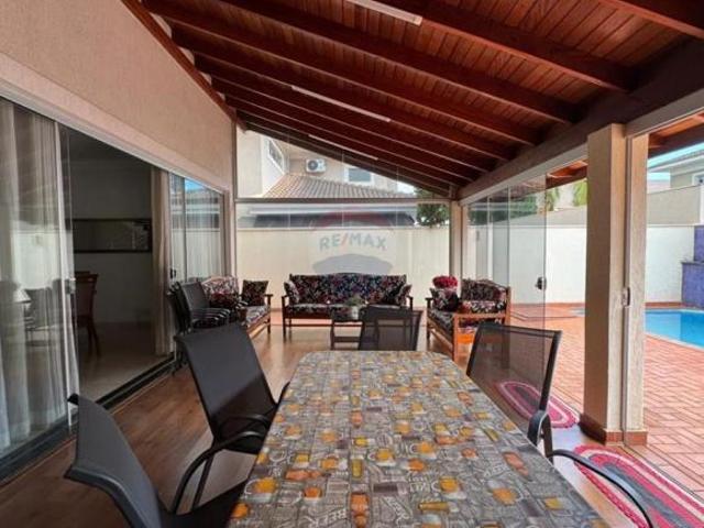 Casa para venda em Recreio Das Acácias de 415.00m² com 4 Quartos e 4 Garagens