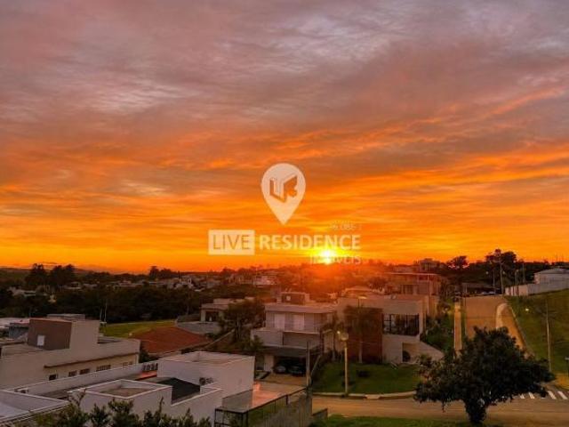 Casa para venda em Reserva Santa Rosa de 315.00m² com 3 Quartos, 3 Suites e 3 Garagens