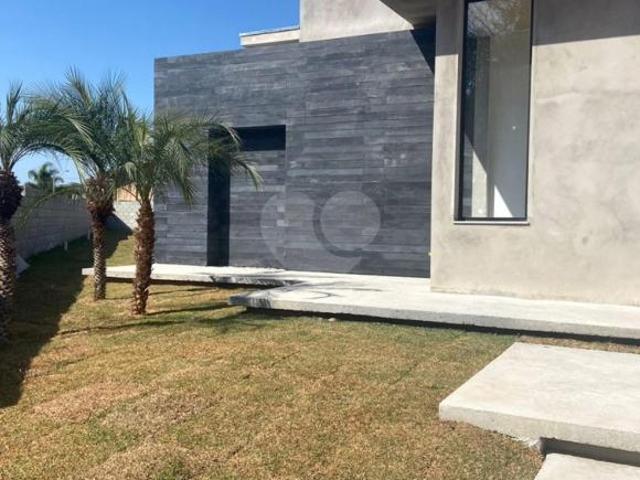 Casa para venda em Residencial Colinas De Itupeva de 260.00m² com 3 Quartos, 3 Suites e 3 Garagens