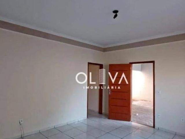 Casa para venda em Residencial Califórnia de 110.00m² com 3 Quartos, 1 Suite e 3 Garagens