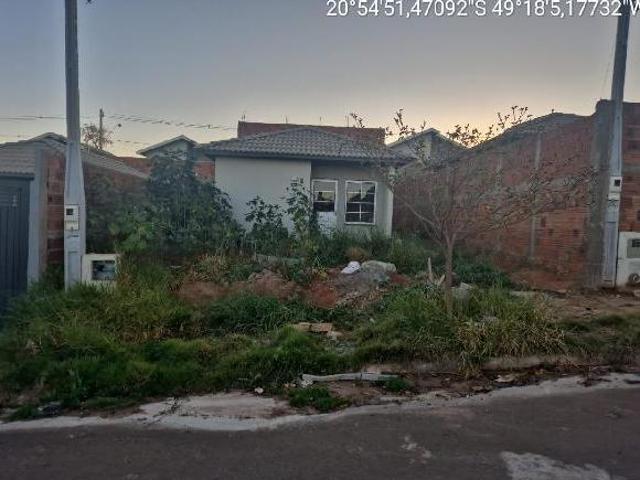Casa para venda em Residencial Califórnia de 180.00m² com 2 Quartos