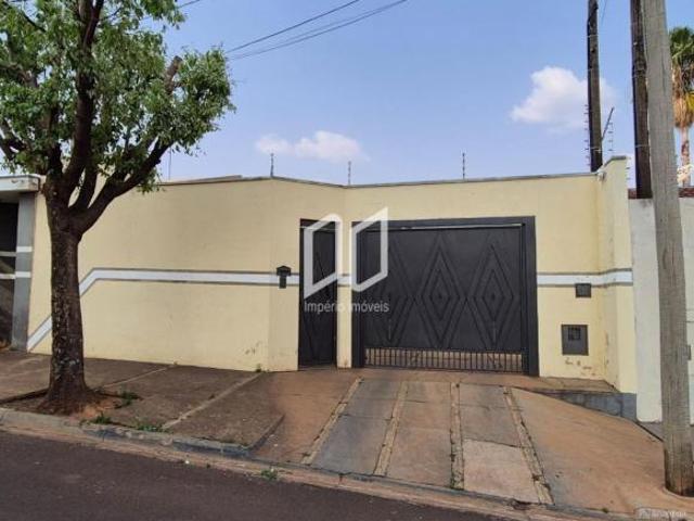 Casa para venda em Residencial Cambuy de 173.00m² com 3 Quartos, 1 Suite e 2 Garagens