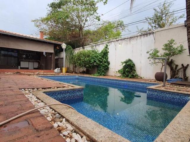 Casa para venda em Residencial Cambuy de 181.00m² com 3 Quartos, 1 Suite e 4 Garagens