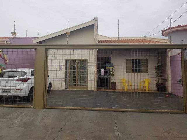 Casa para venda em Residencial Cambuy em Araraquara São Paulo de 135.00m² com 3 Quartos, 2 Suítes e 3 Garagens