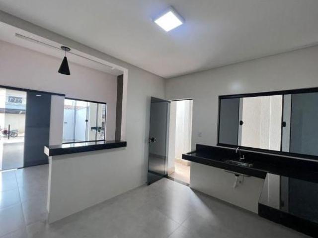 Casa para venda em Residencial Canadá, Goiânia