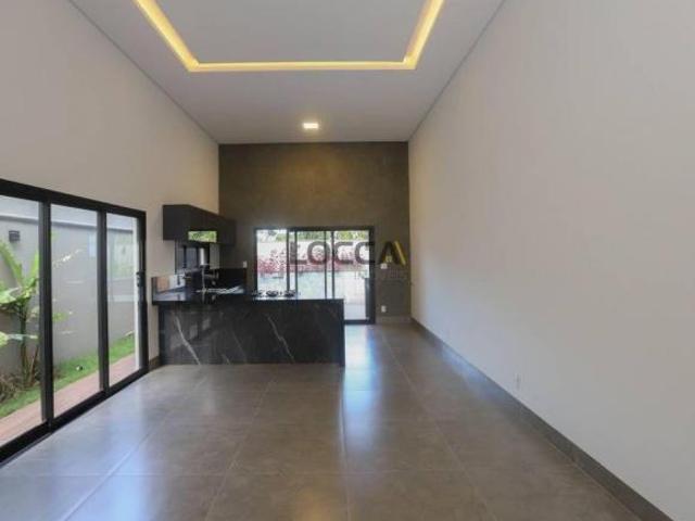 Casa para venda em Residencial Alto Do Castelo de 207.00m² com 3 Quartos, 3 Suites e 4 Garagens