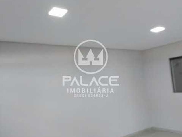 Casa para venda em Residencial Bertolucci de 140.00m² com 1 Quarto, 1 Suite e 2 Garagens