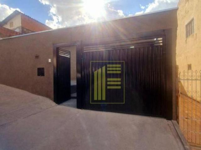 Casa para venda em Residencial Gabriela de 166.00m² com 3 Quartos, 1 Suite e 3 Garagens