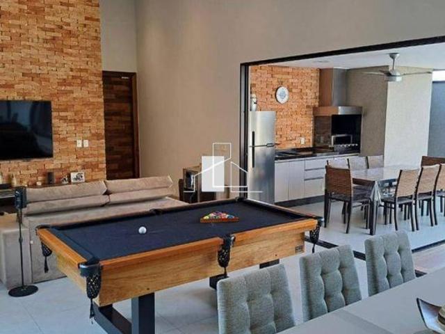 Casa para venda em Residencial Gaivota Ii de 200.00m² com 3 Quartos, 1 Suite e 4 Garagens