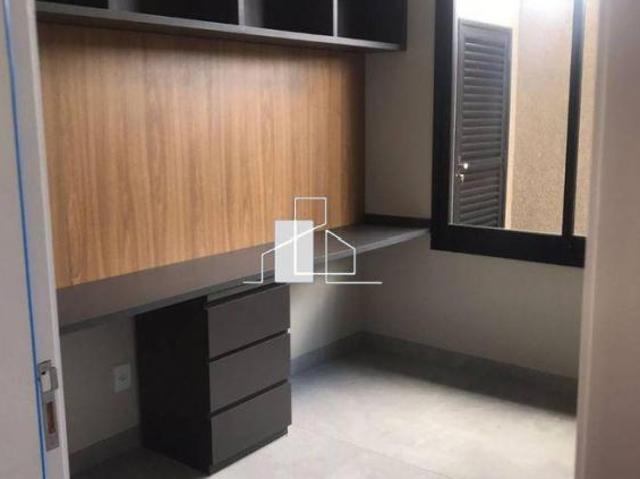 Casa para venda em Residencial Gaivota Ii de 220.00m² com 3 Quartos, 3 Suites e 4 Garagens