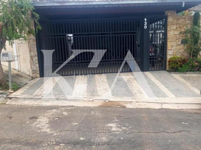 Casa para venda em Residencial Girassol de 250.00m² com 3 Quartos, 1 Suite e 2 Garagens