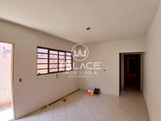 Casa para venda em Residencial Doutor Raul Coury de 100.00m² com 2 Quartos, 1 Suite e 1 Garagem