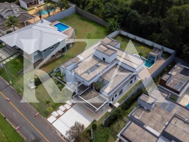 Casa para venda em Residencial Dos Lagos de 430.00m² com 4 Quartos, 4 Suites e 6 Garagens