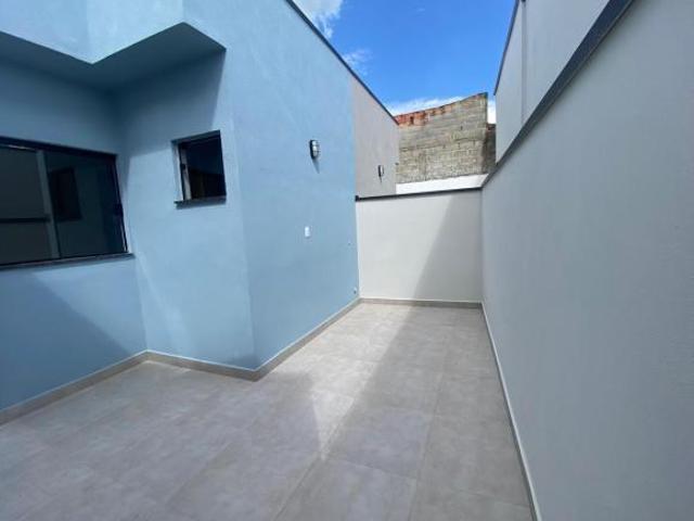 Casa para venda em Residencial E Comercial Cidade Jardim de 70.00m² com 2 Quartos e 1 Suite