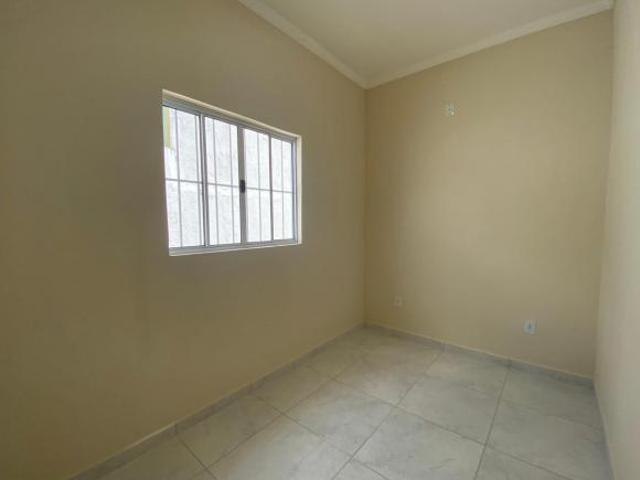 Casa para venda em Residencial E Comercial Cidade Jardim de 80.00m² com 3 Quartos, 1 Suite e 2 Garag